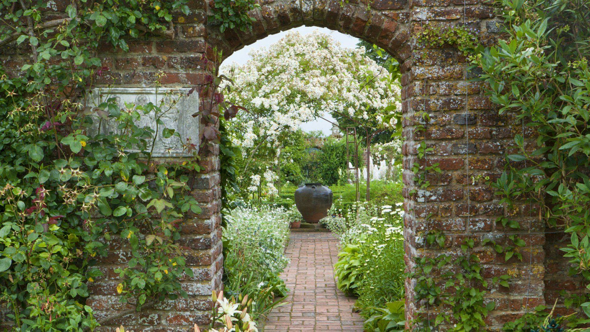 24 Sissinghurst Castle Garden Ideas You Gonna Love | SharonSable