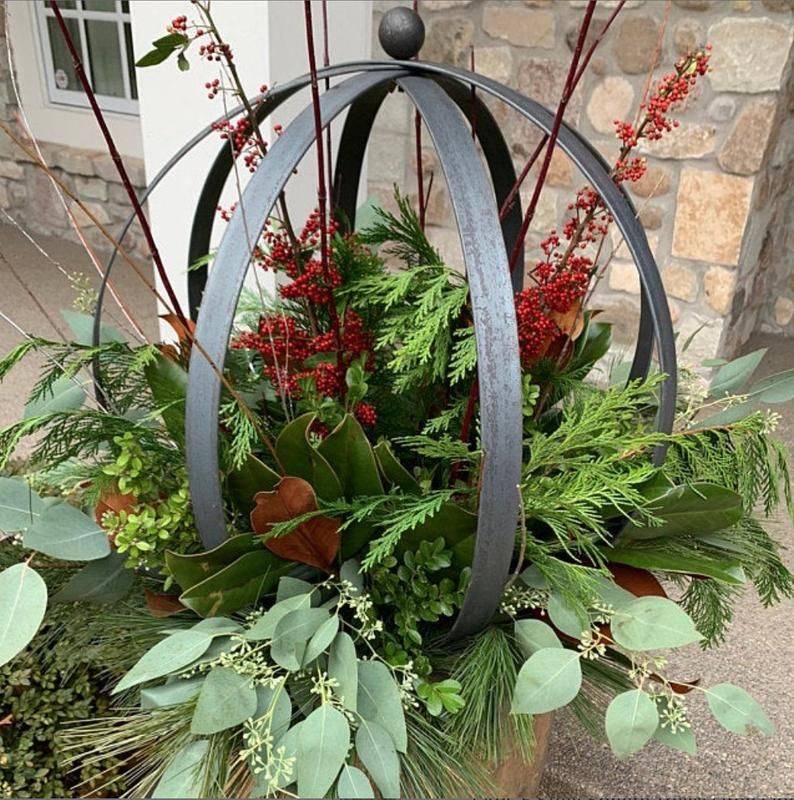 24 Metal Garden Orbs Ideas You Gonna Love | SharonSable
