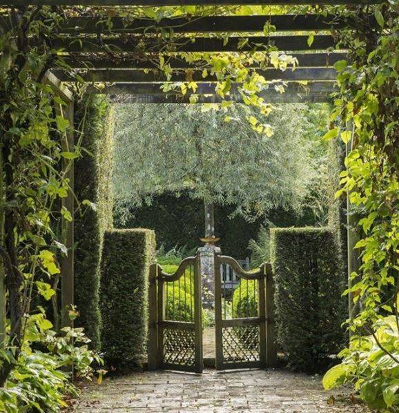 20 Romantic Garden Italy Ideas You Should Look | SharonSable