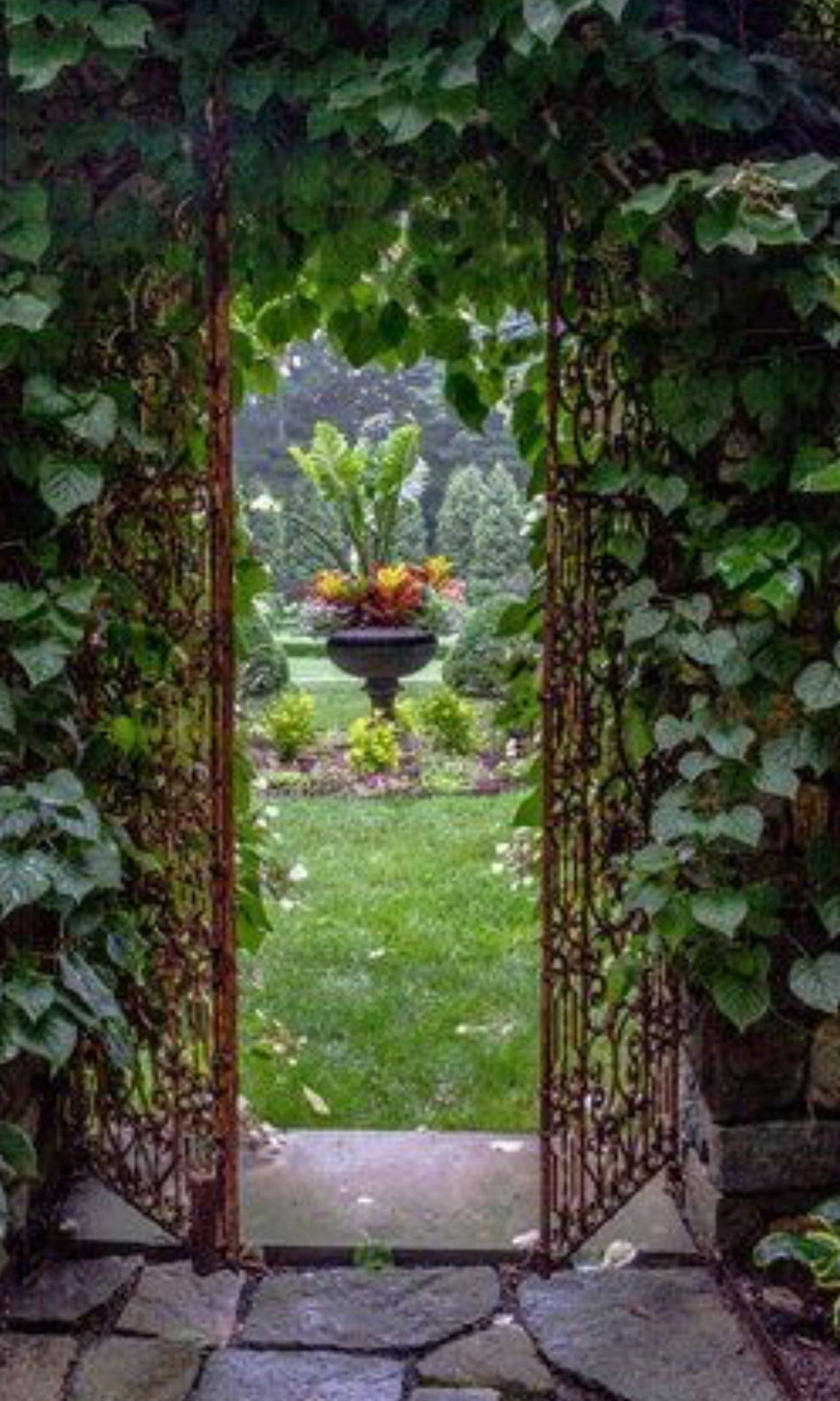 24 Secret Garden Entrance Ideas Worth to Check | SharonSable