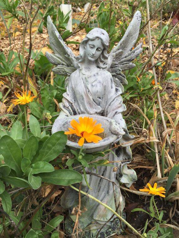 26 Angel Garden Ideas Worth to Check | SharonSable