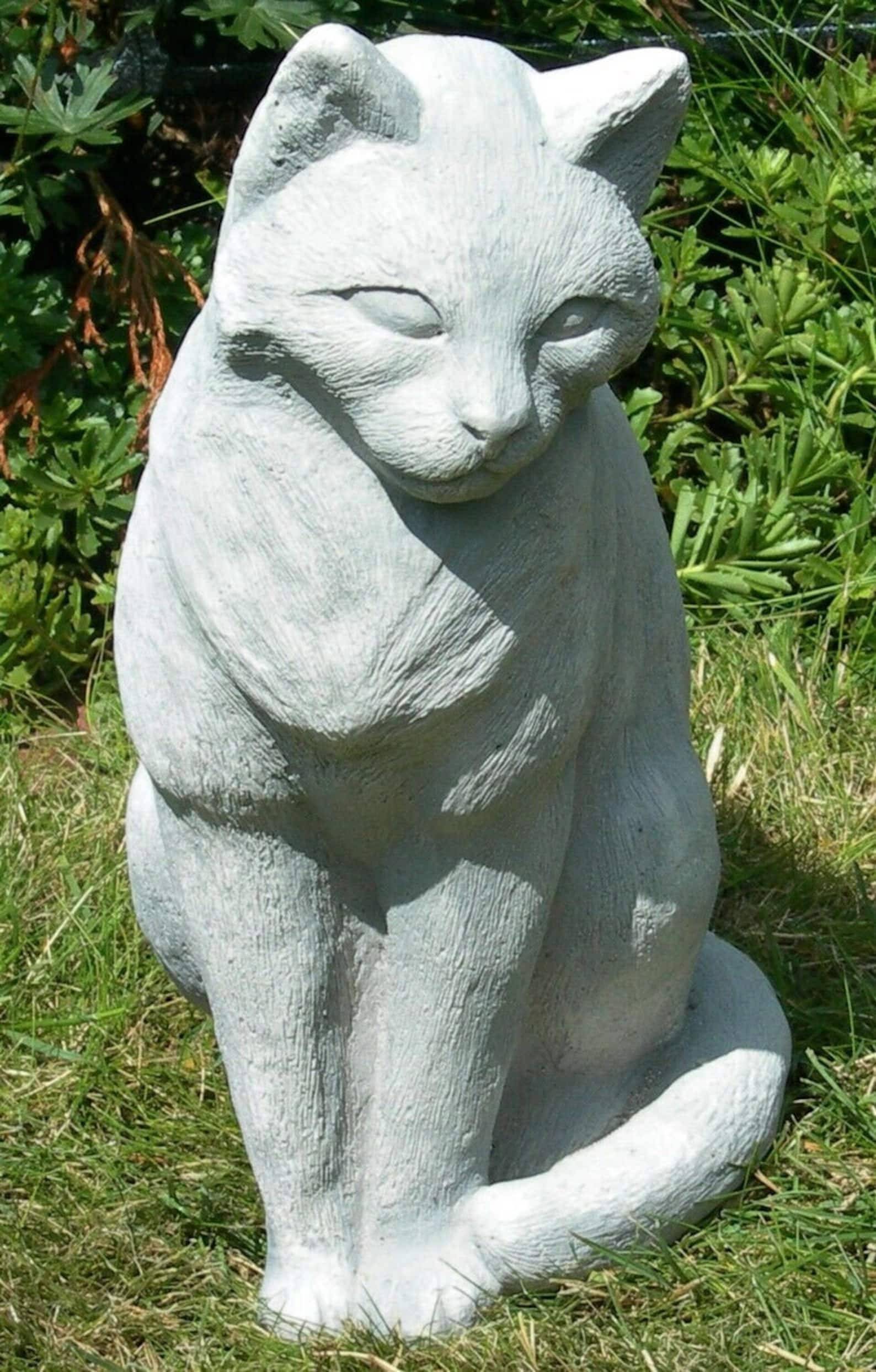 21 Cat Garden Statue Sculpture Ideas Worth to Check | SharonSable