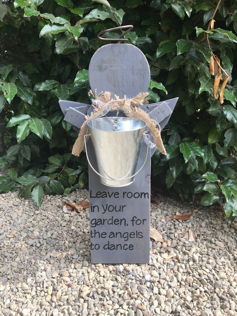 20 Rustic Metal Garden Angels Ideas You Cannot Miss | SharonSable
