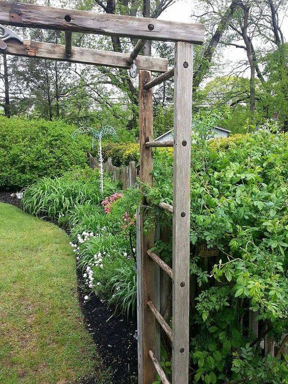 20 Vintage Garden Trellis Ideas To Try This Year | SharonSable