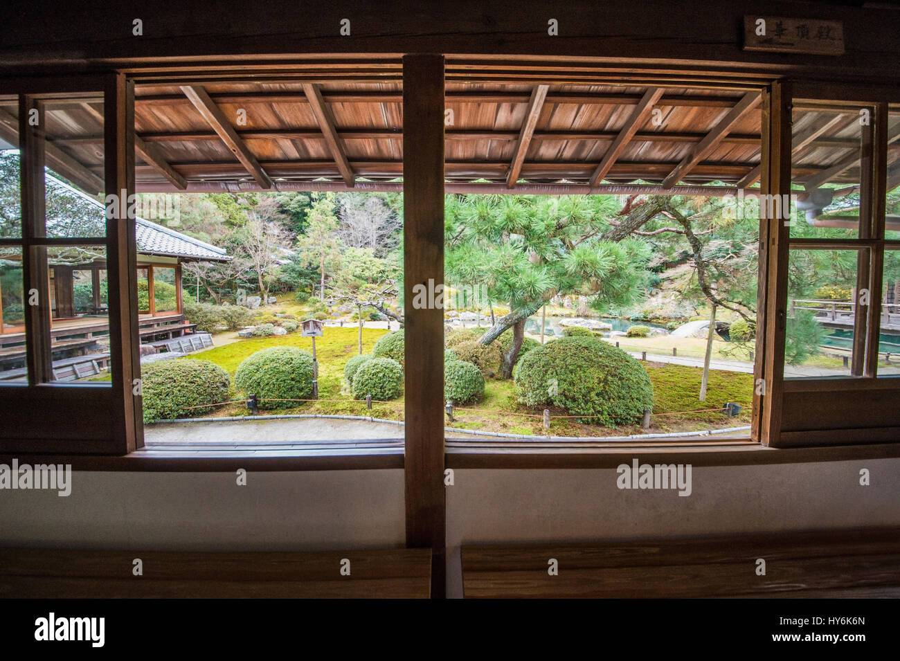 20 Japanese Garden Window Ideas You Should Check | SharonSable