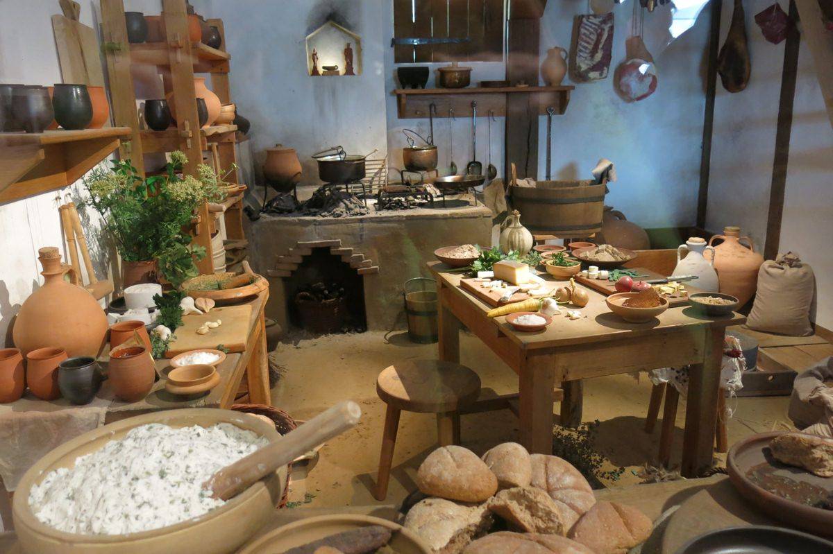 18 Medieval Kitchen Garden Ideas To Try This Year | SharonSable