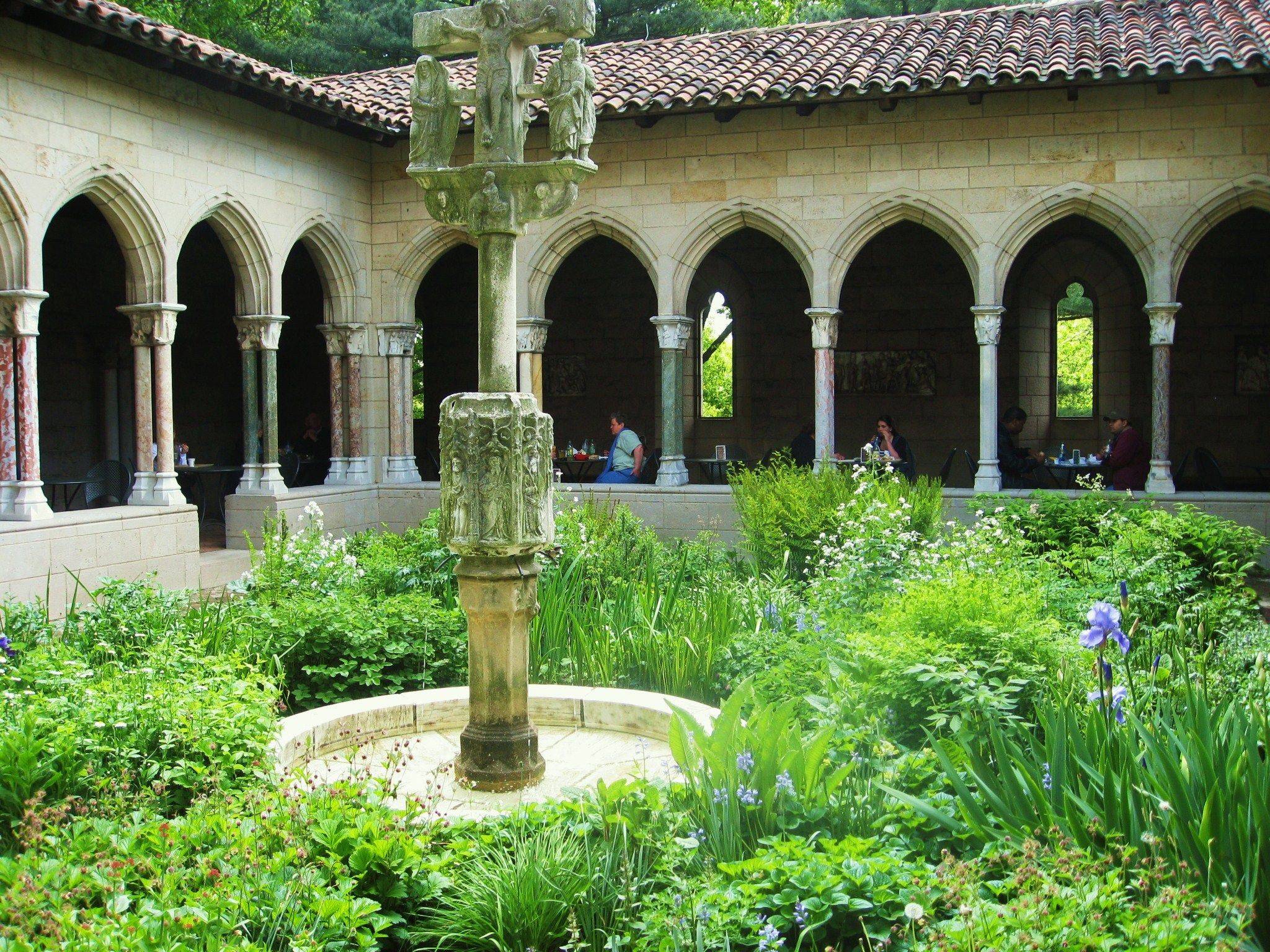 24 Medieval Cloister Garden Ideas You Cannot Miss | SharonSable
