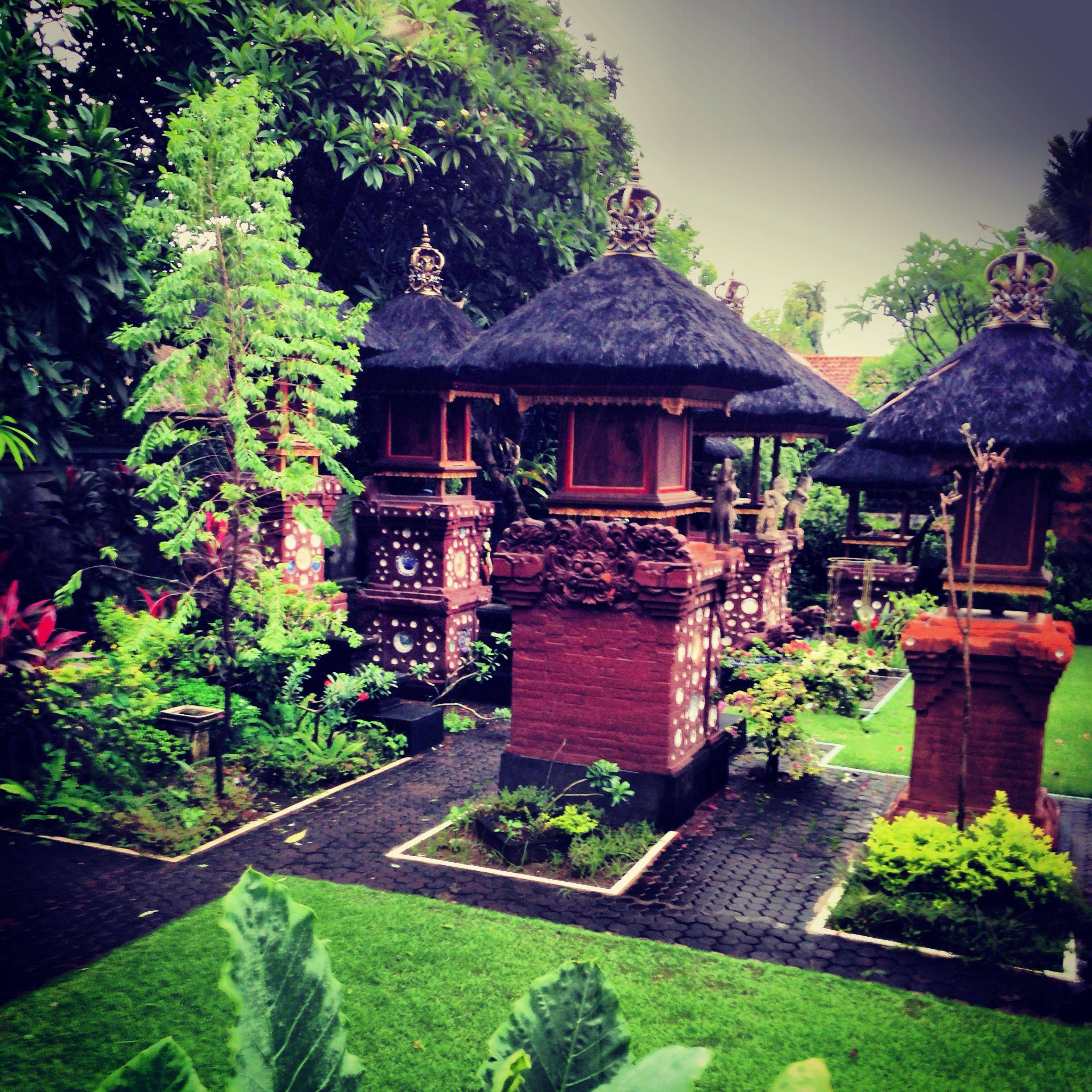 25 Bali Garden Design Ideas To Consider | SharonSable