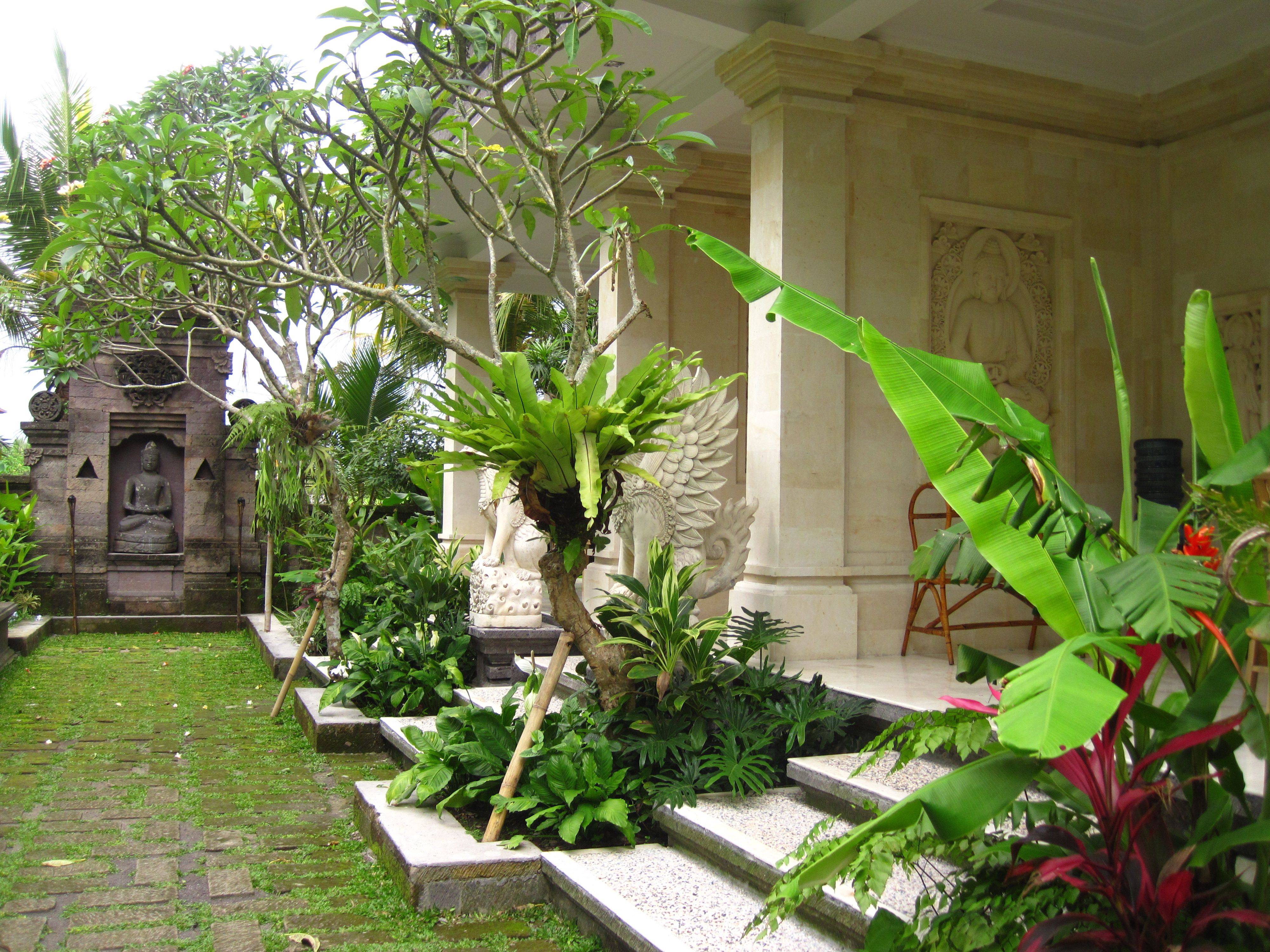 25 Bali Garden Design Ideas To Consider | SharonSable
