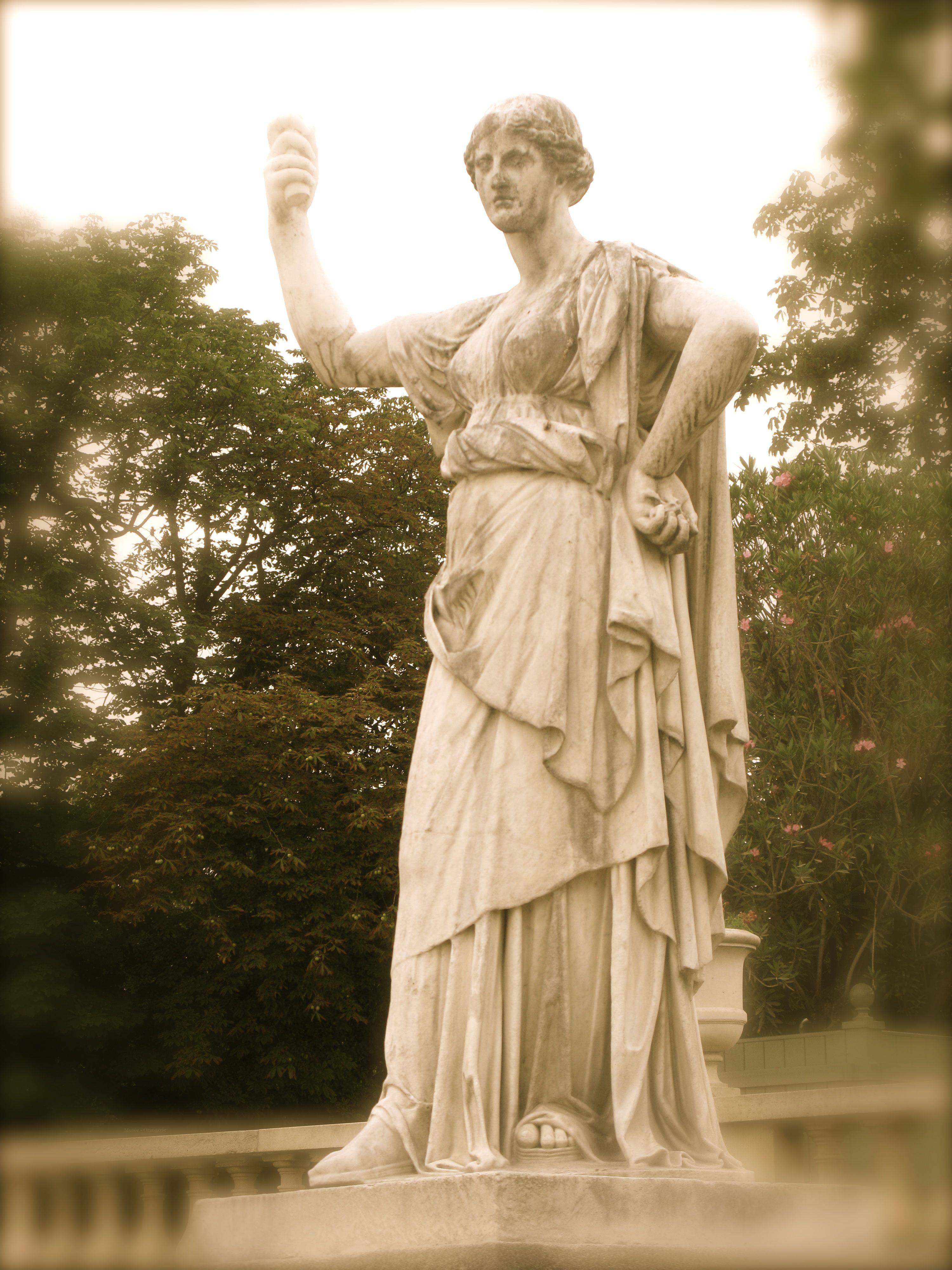 22 Luxembourg Garden Statues Ideas You Should Check | SharonSable