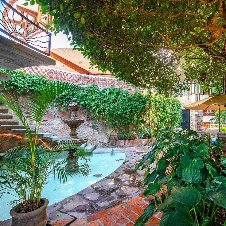 23 Mexican Courtyard Garden Ideas You Gonna Love | SharonSable