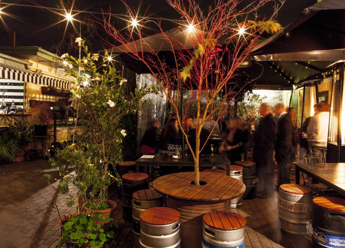 22 City Garden Bar Ideas For This Year | SharonSable