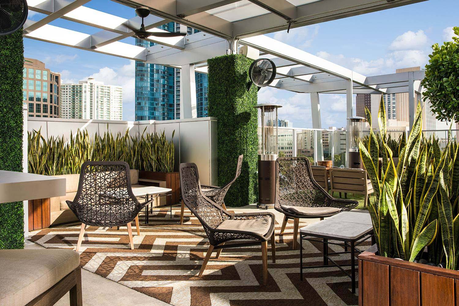 23 Hotel Roof Garden Design Ideas Worth to Check | SharonSable