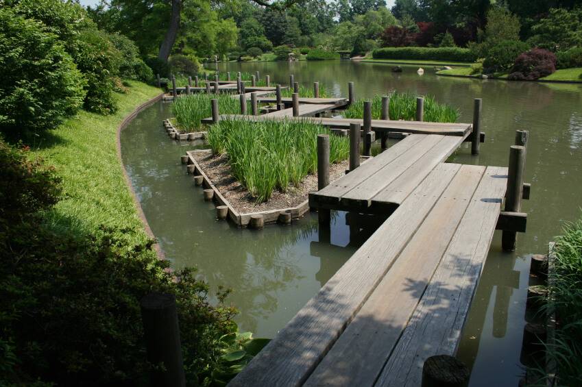24 Garden Pond Bridge Ideas You Cannot Miss | SharonSable
