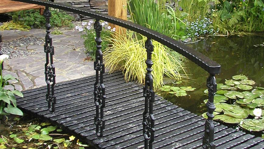 20 Decorative Metal Garden Bridge Ideas Worth a Look | SharonSable