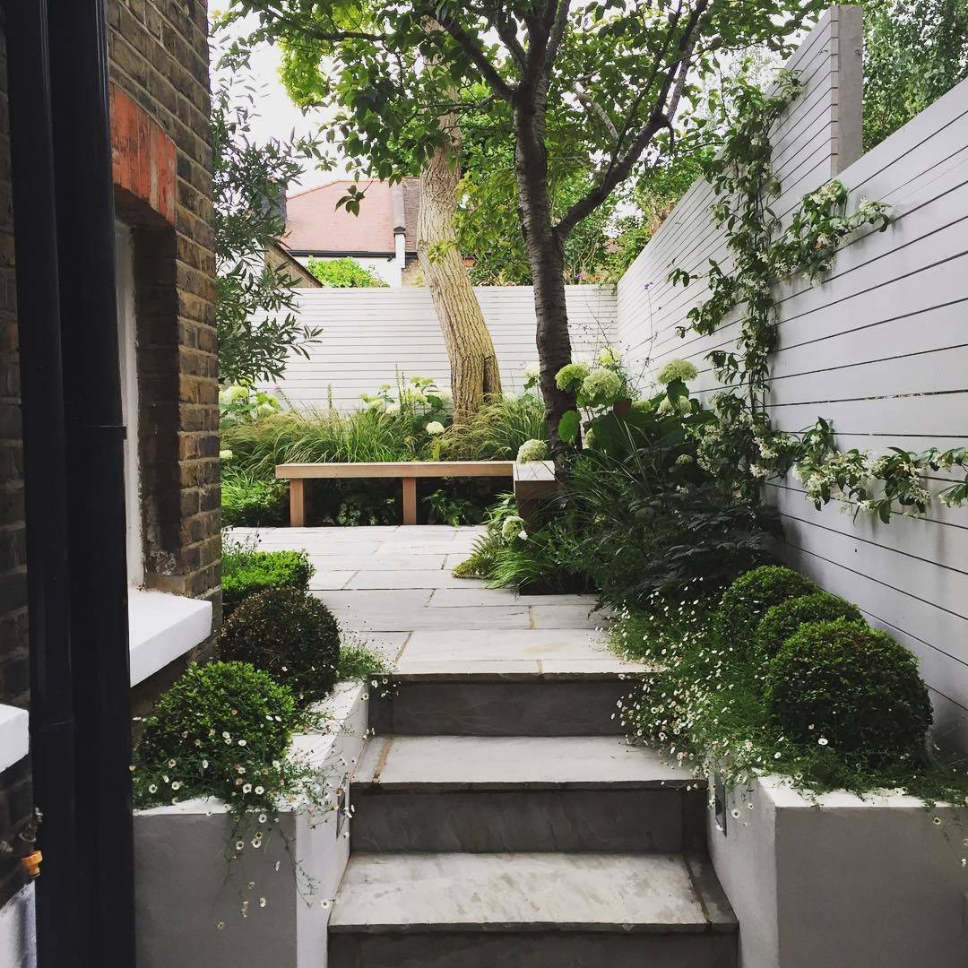 22 Small Terraced Garden Design Ideas You Cannot Miss | SharonSable