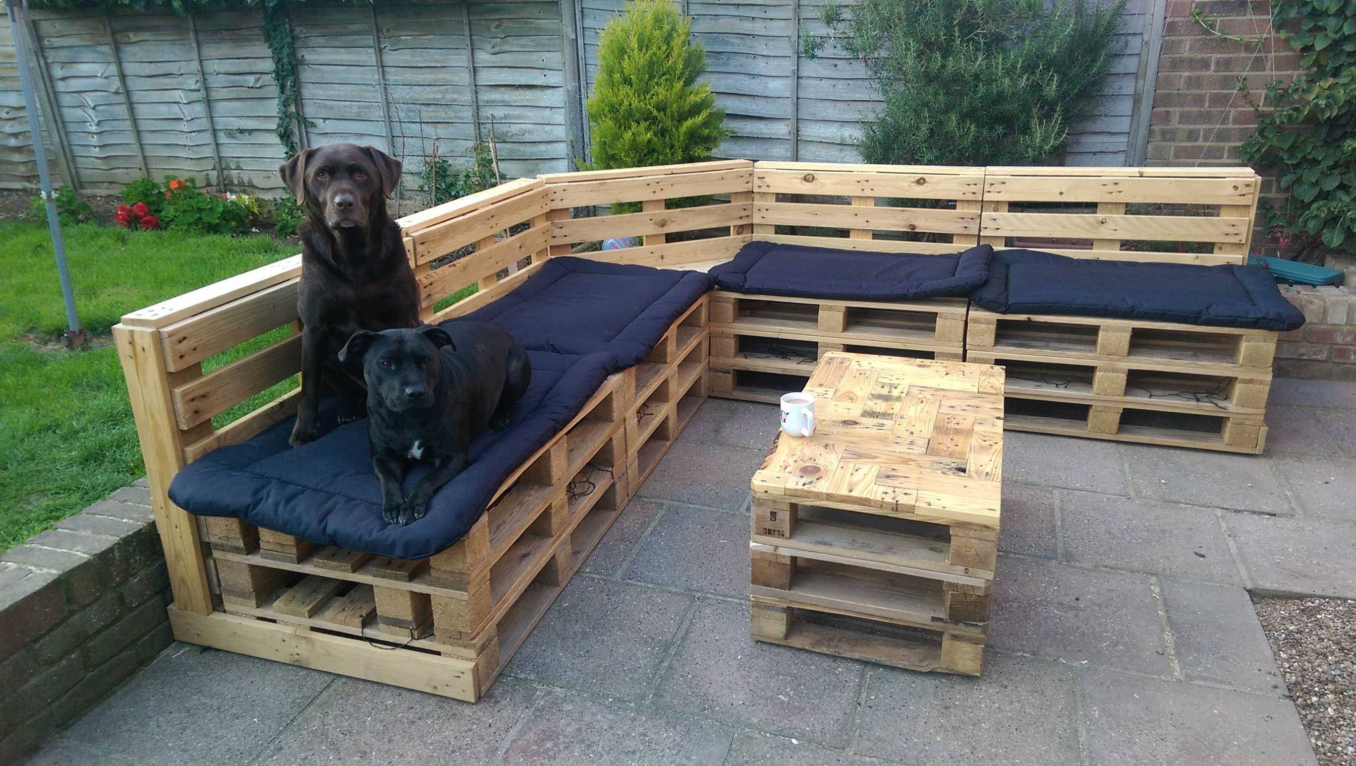 24 Pallet Garden Seating Ideas Worth to Check | SharonSable