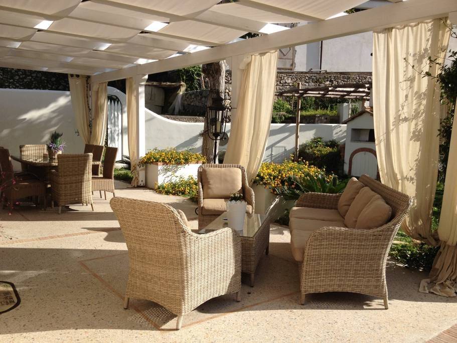 20 Ravello Garden Furniture Ideas Worth a Look | SharonSable