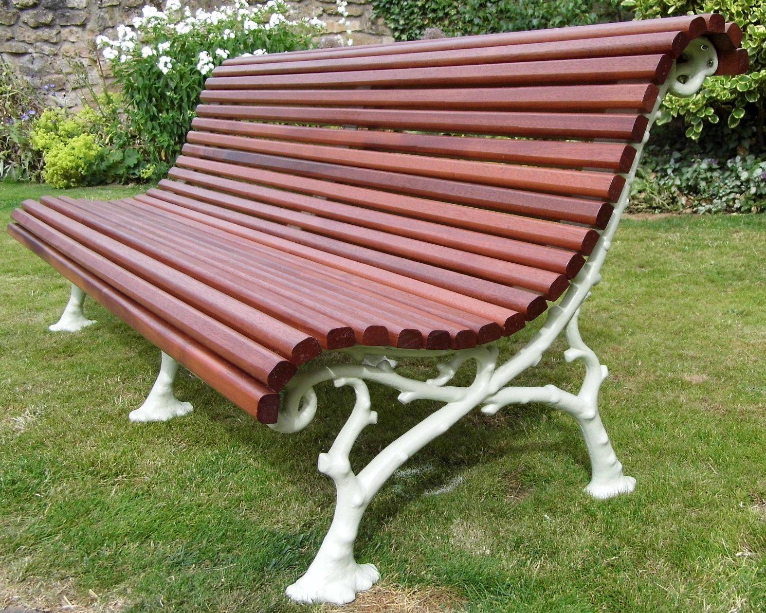 23 Victorian Garden Bench Ideas To Try This Year | SharonSable