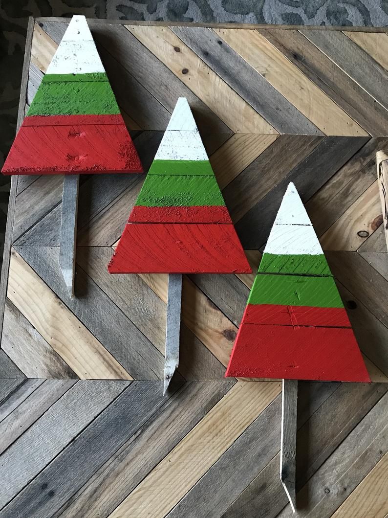 23 Wooden Garden Stakes Ideas You Should Look | SharonSable