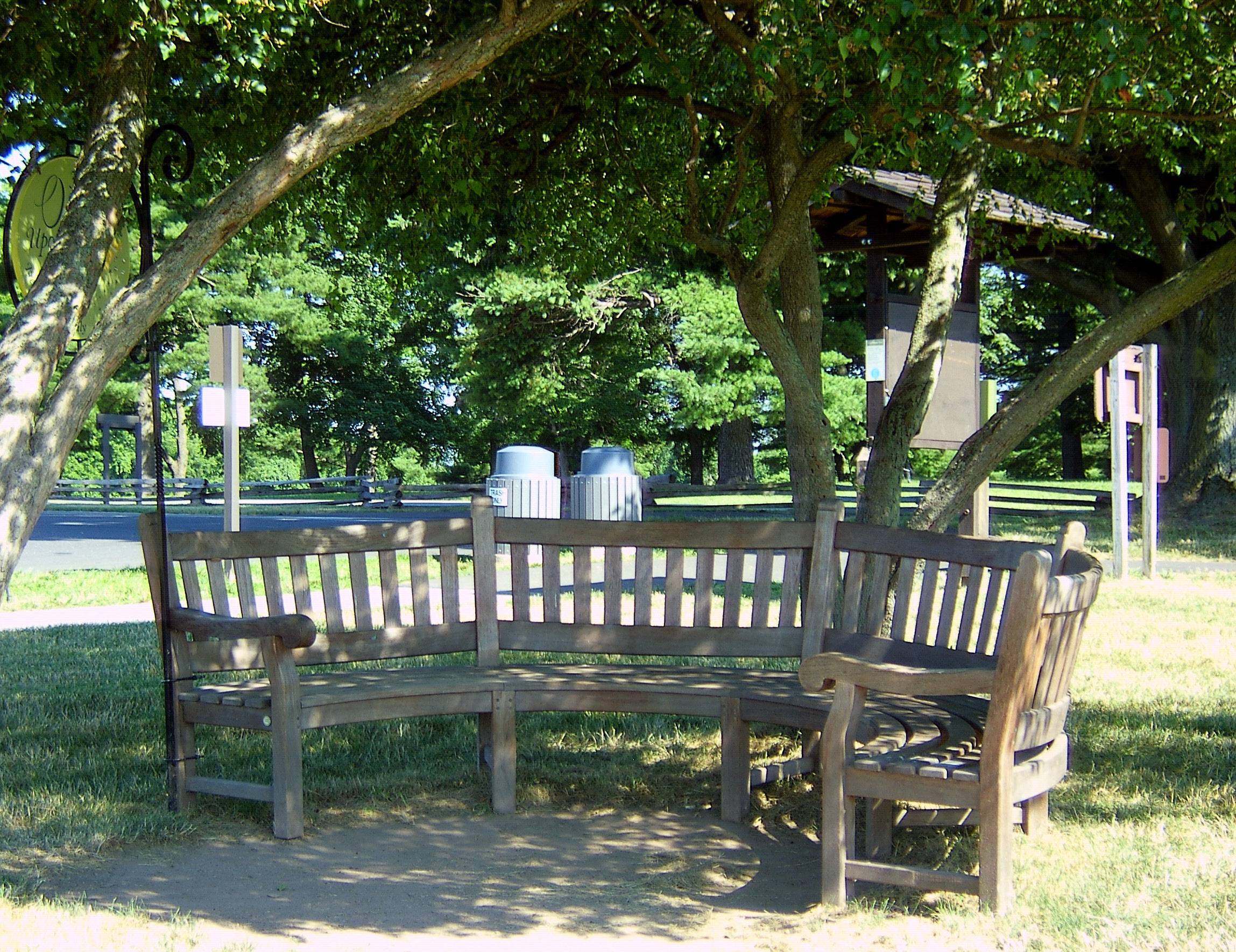 22 Semi Circle Garden Bench Ideas You Should Check | SharonSable