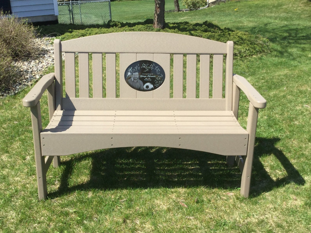 23 Personalized Memorial Garden Benches Ideas For This Year | SharonSable