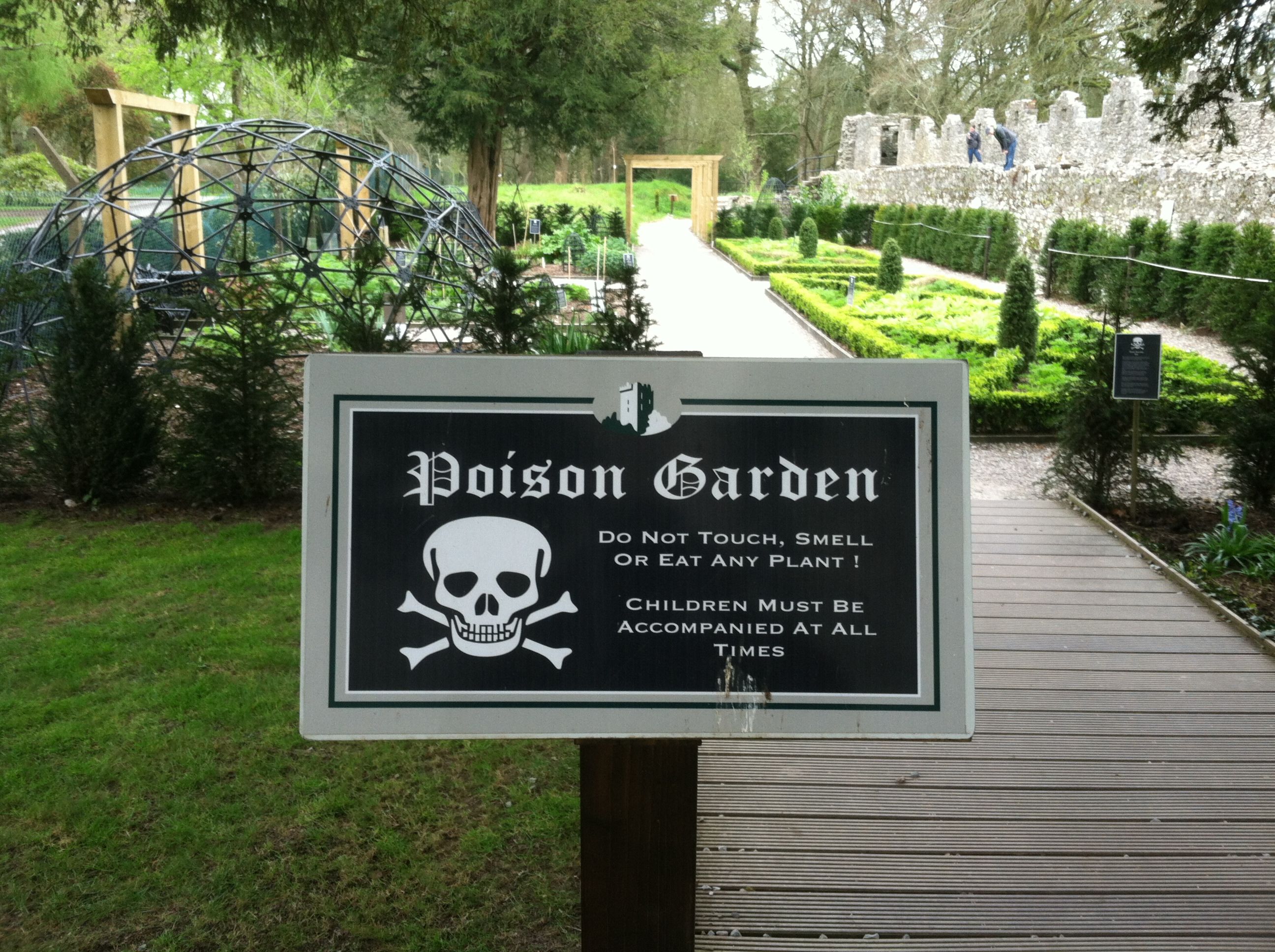 19 Blarney Castle Poison Garden Ideas You Must Look | SharonSable