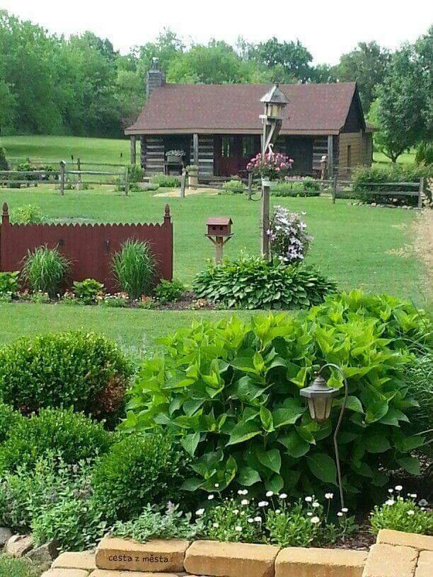 21 Primitive Farmhouse Garden Ideas You Must Look | SharonSable