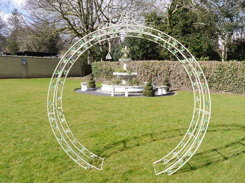 19 Round Garden Arch Ideas You Must Look | SharonSable