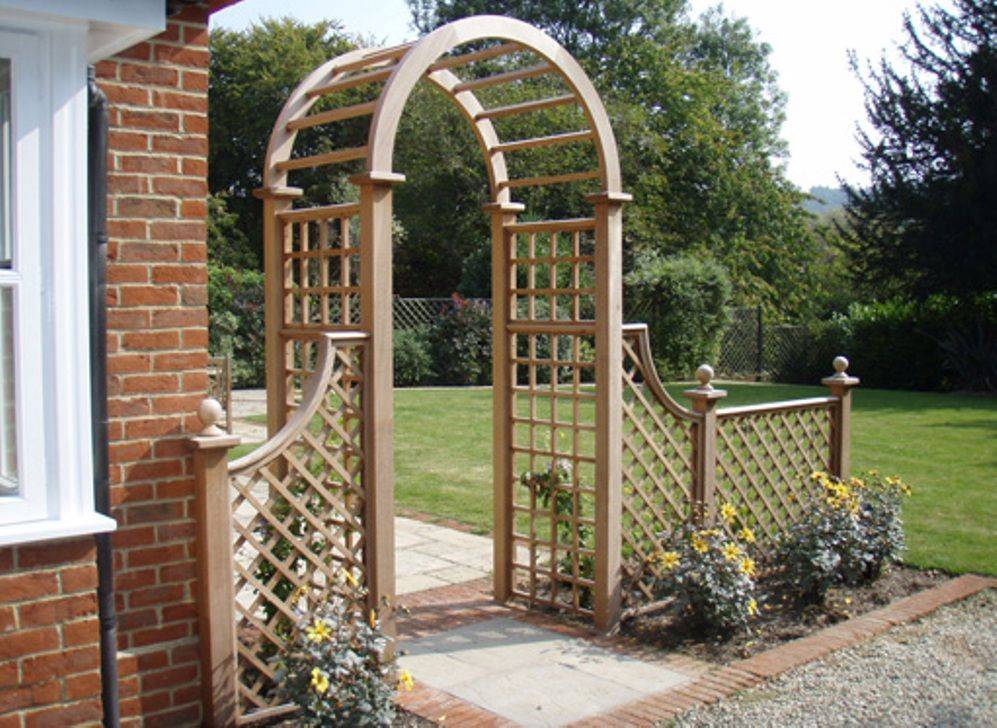 21 Garden Trellis Metal Arch Arbor with Doors Ideas Worth to Check ...
