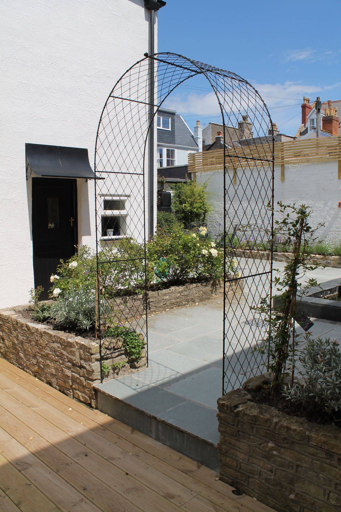 24 Modern Metal Garden Arch Ideas You Should Check | SharonSable