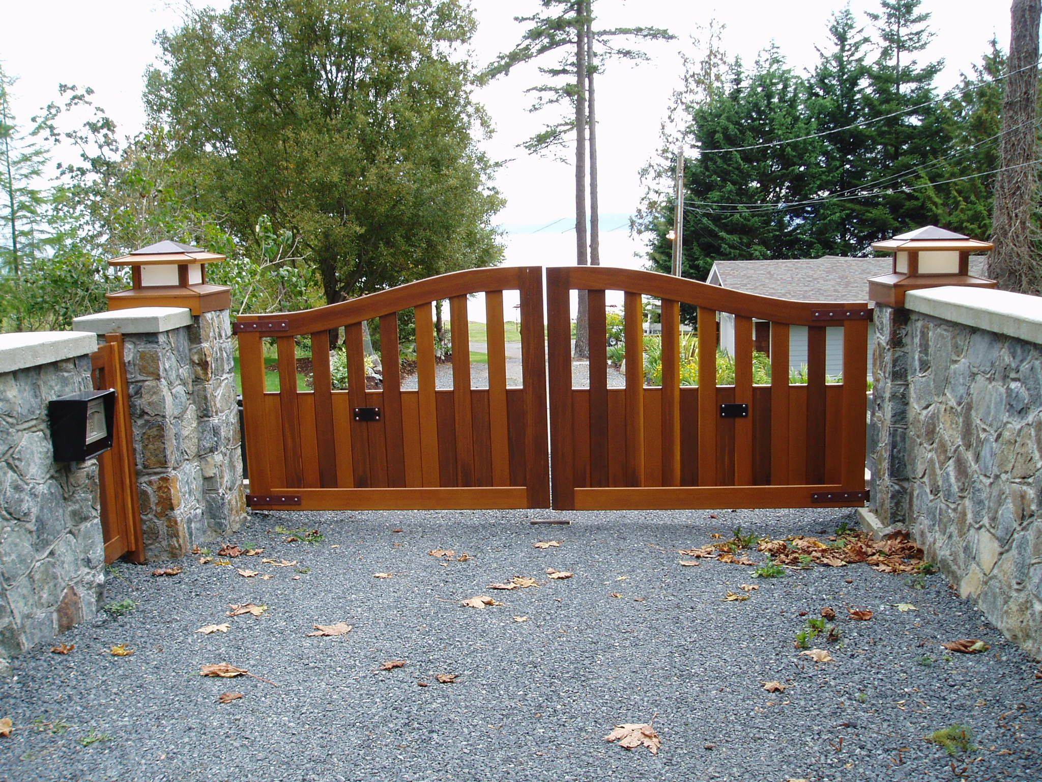 22 Driveway Wooden Garden Gate Ideas To Try This Year | SharonSable