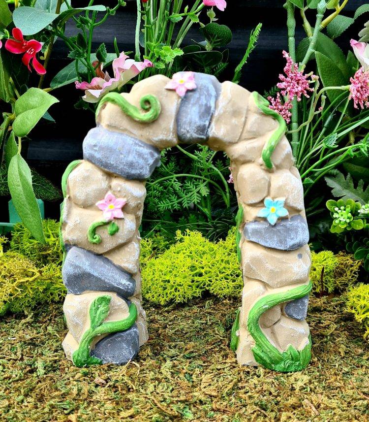 24 Arch and Stone Fairy Garden Ideas You Should Check | SharonSable