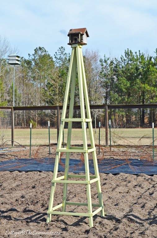 21 DIY Garden Obelisk Ideas Worth a Look | SharonSable