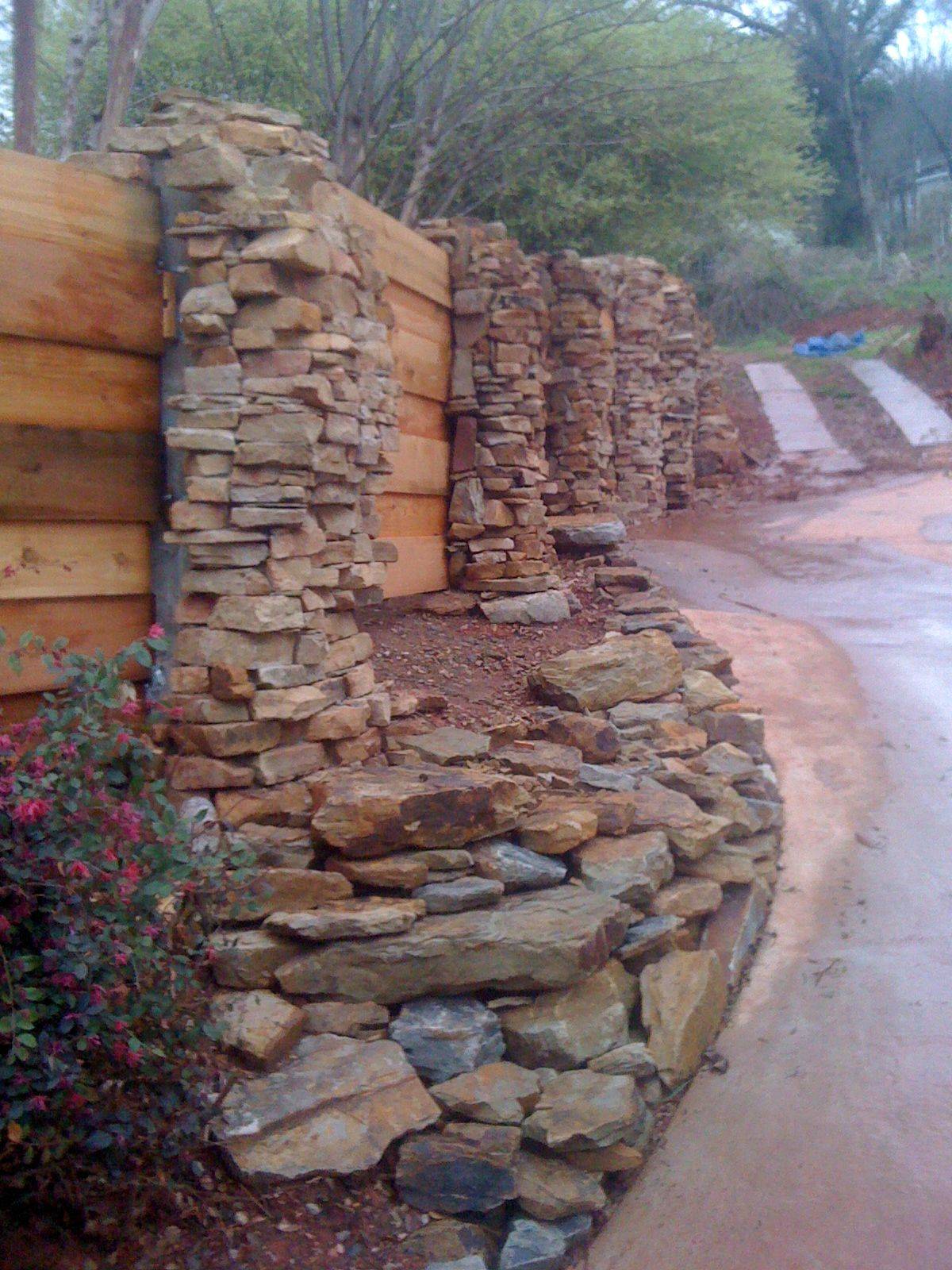 22 Stone Garden Columns Ideas To Try This Year | SharonSable