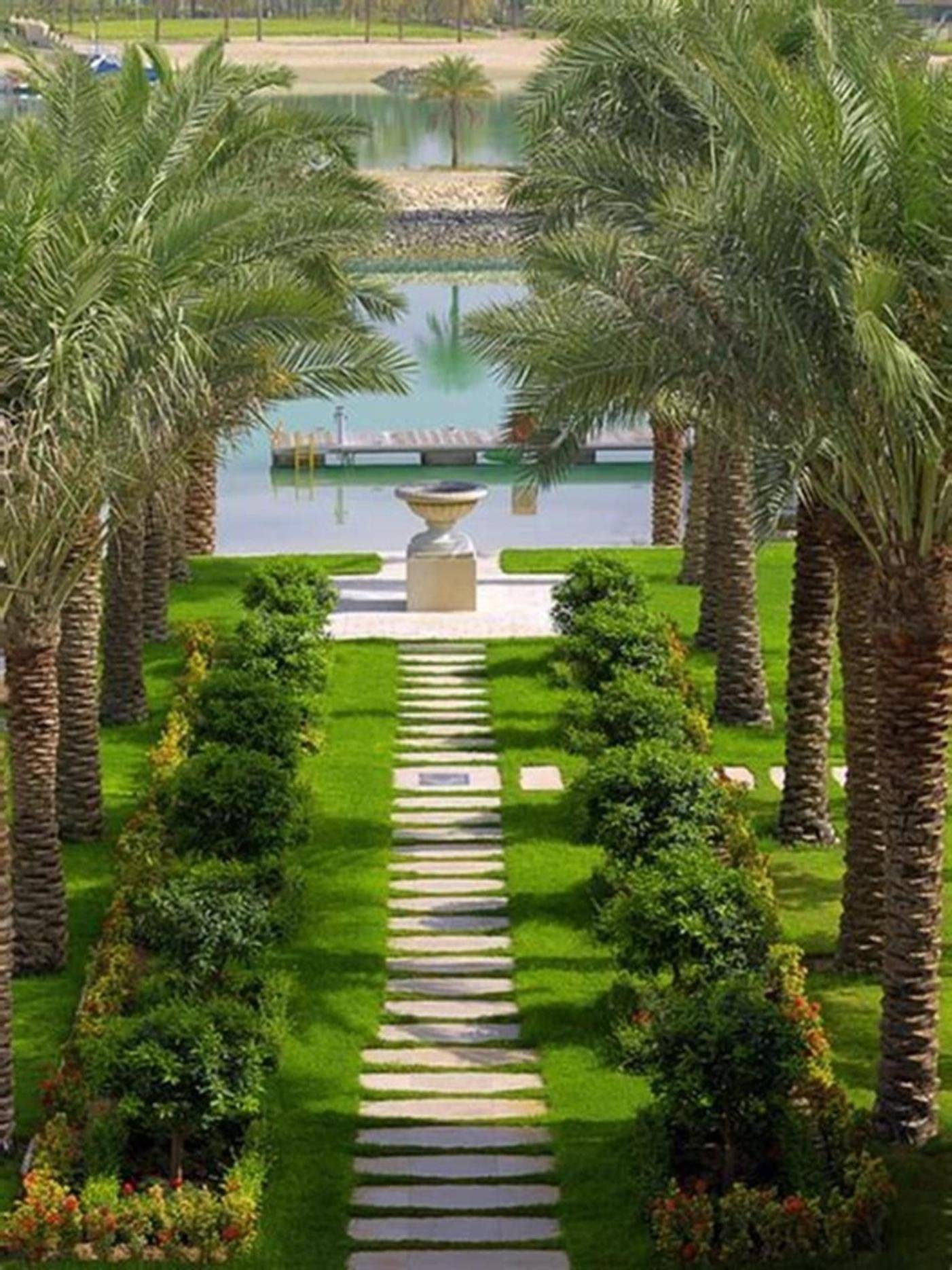 22 Outdoor Tropical Garden Ideas You Gonna Love | SharonSable