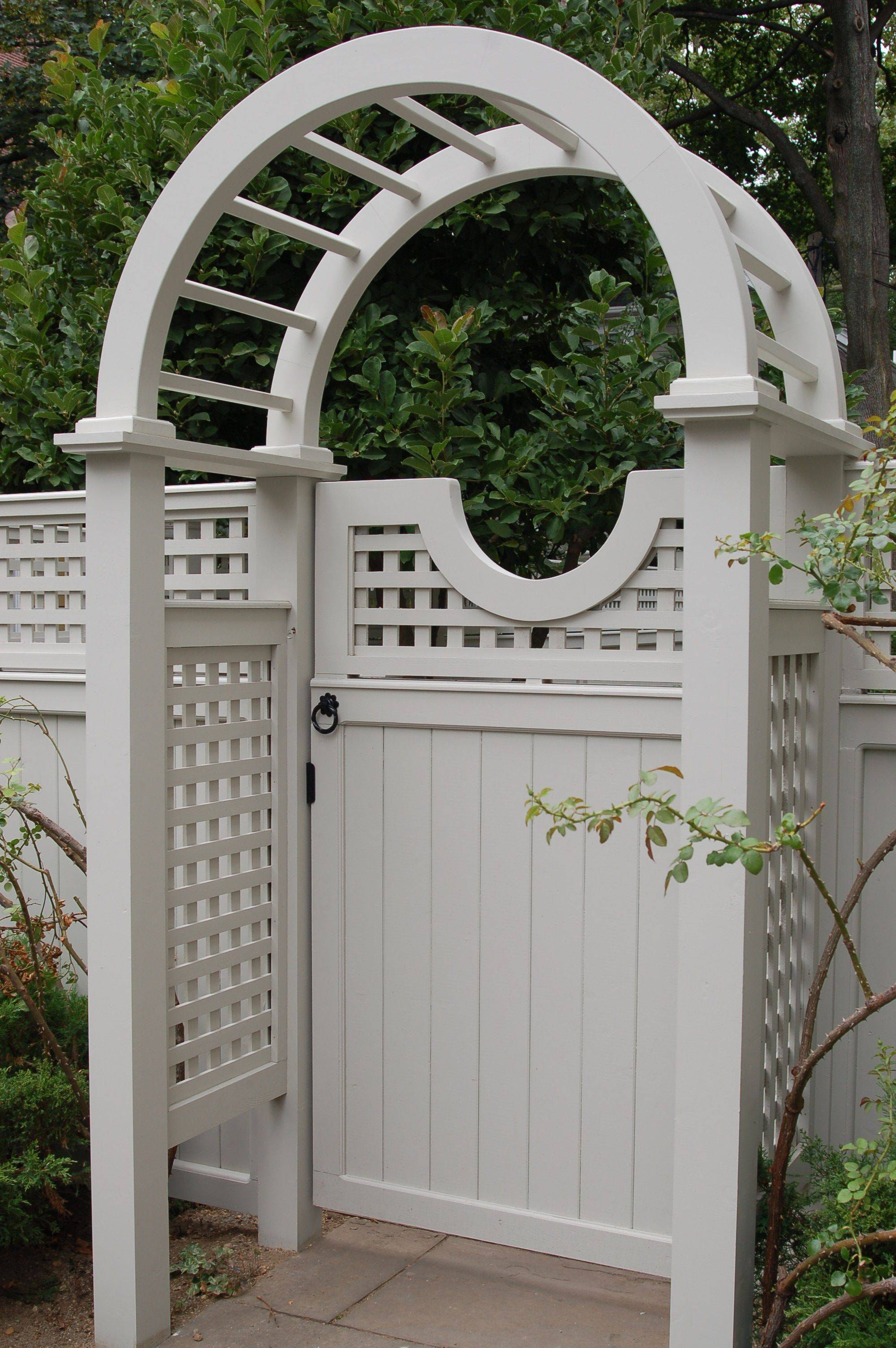 17 Wooden Garden Gates and Arbors Ideas For This Year | SharonSable