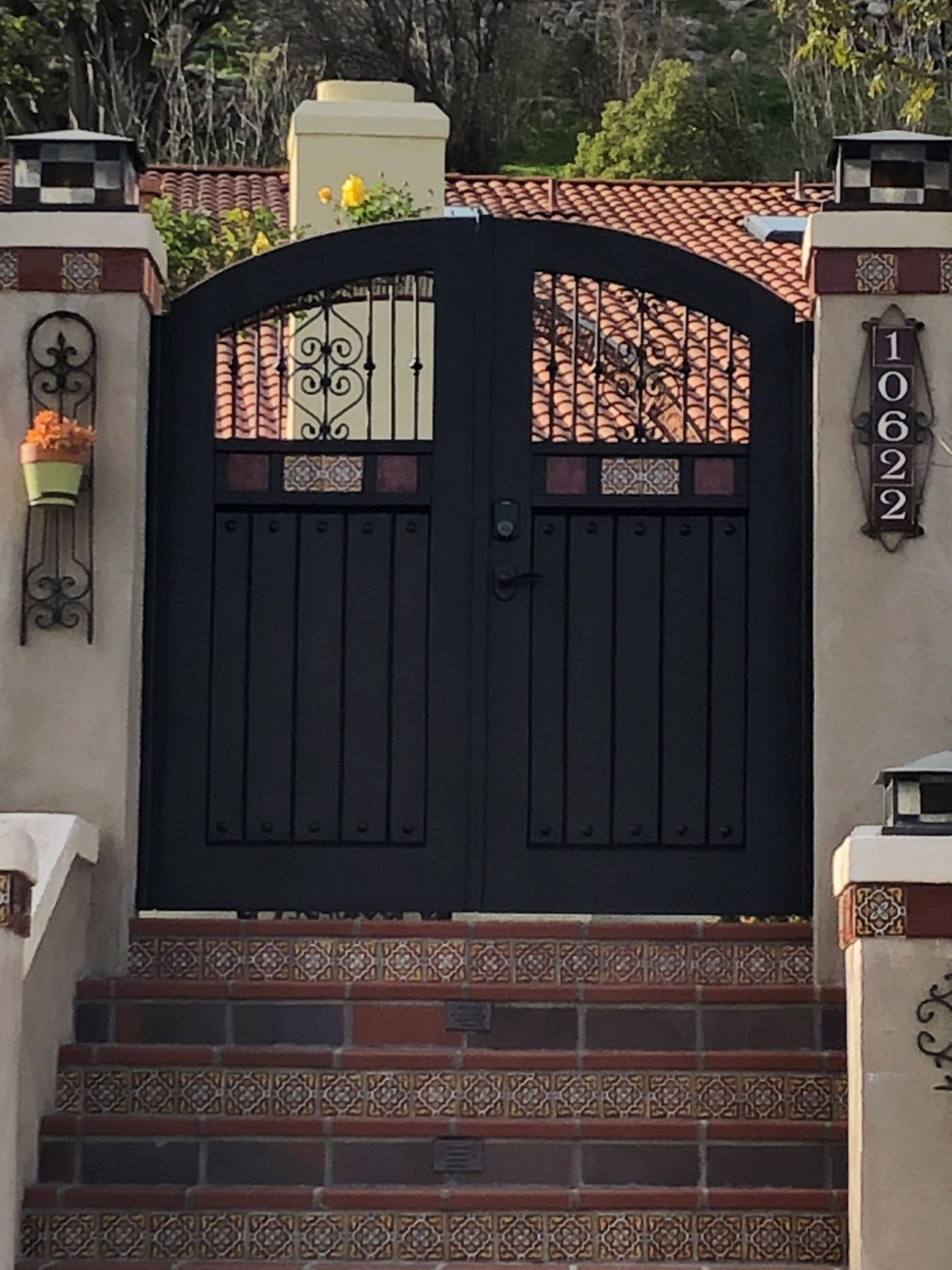 24 Spanish Garden Gate Ideas To Consider | SharonSable