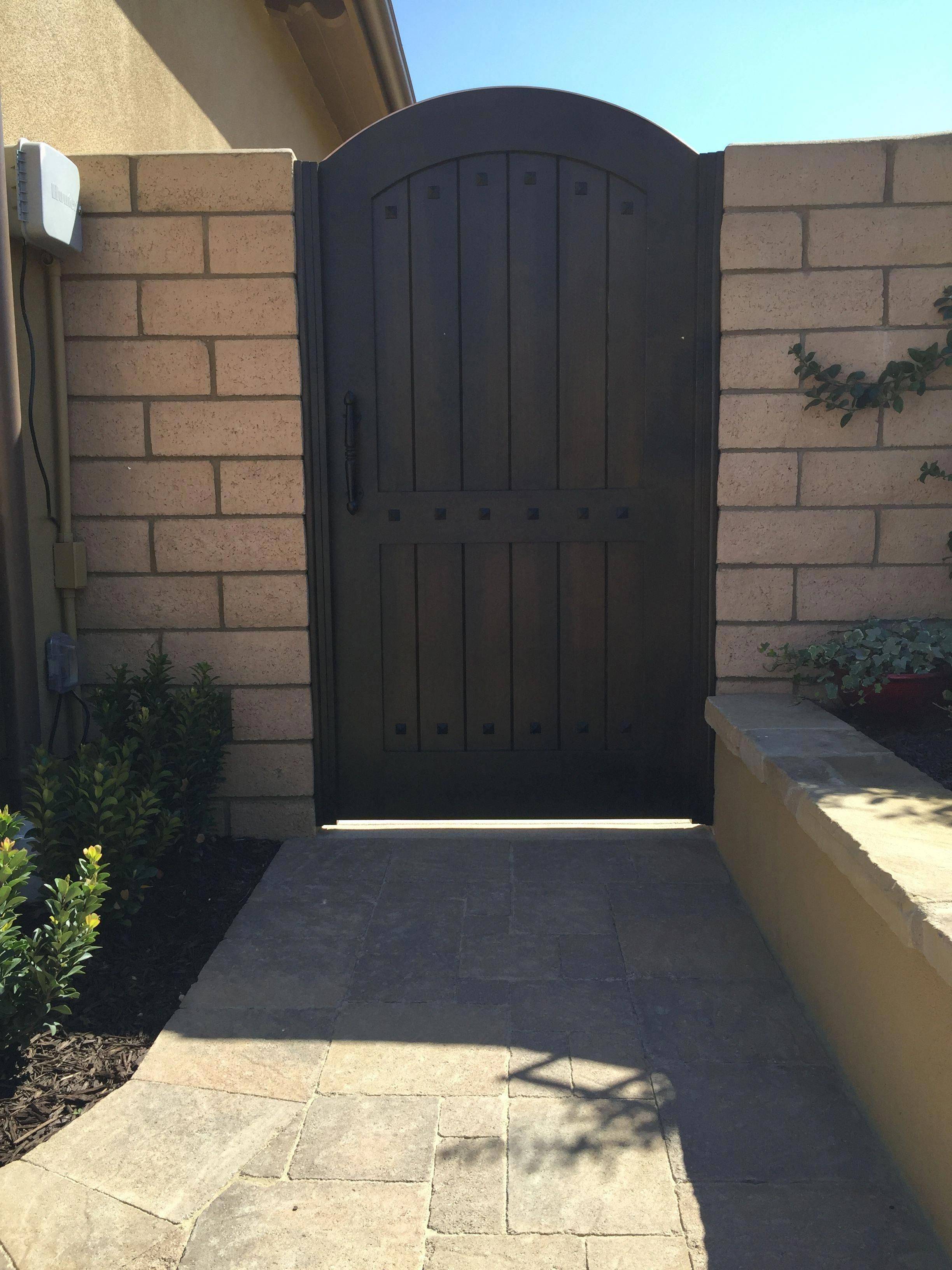 24 Spanish Garden Gate Ideas To Consider | SharonSable