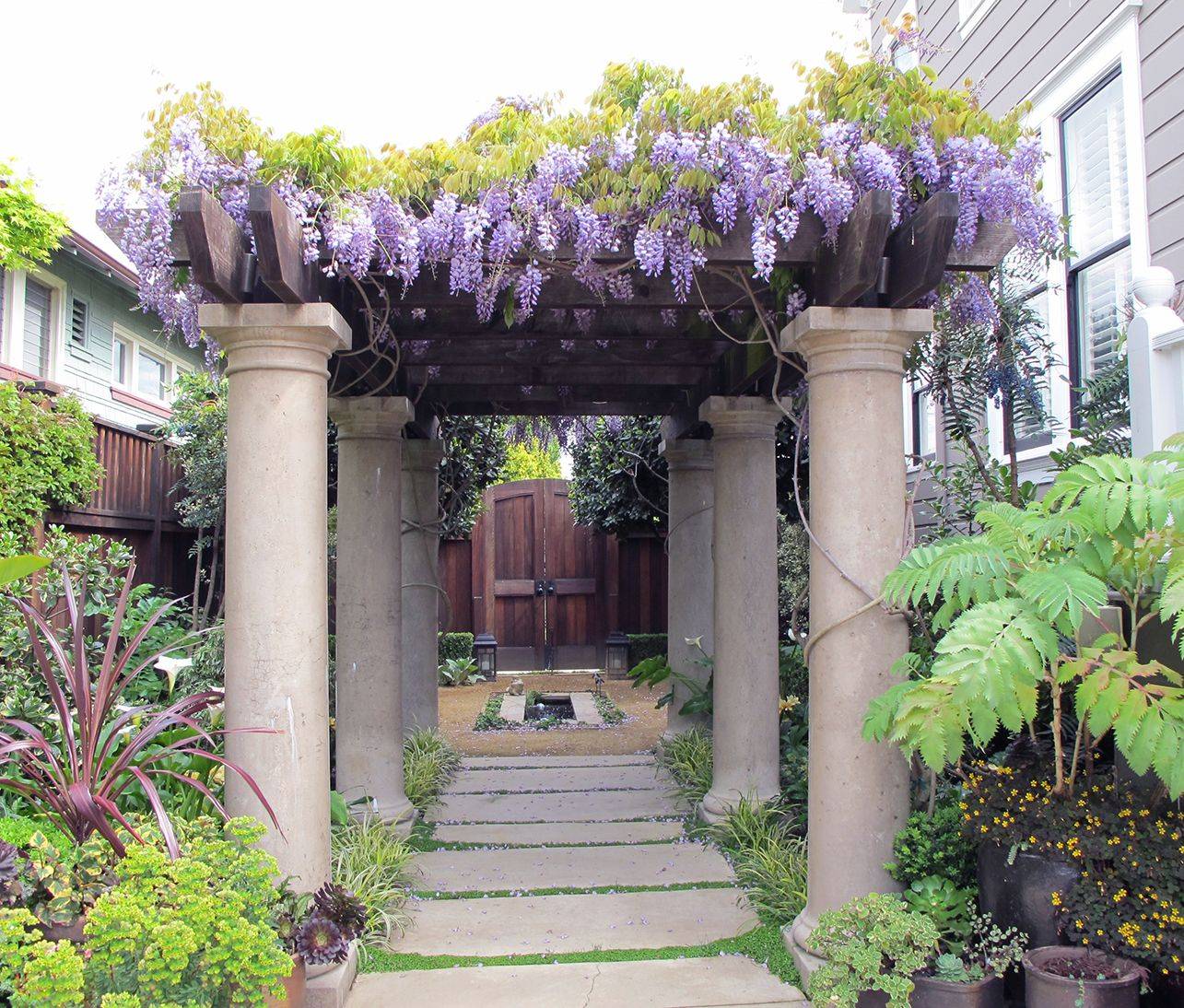20 Victorian Garden Arbor Ideas Worth a Look | SharonSable