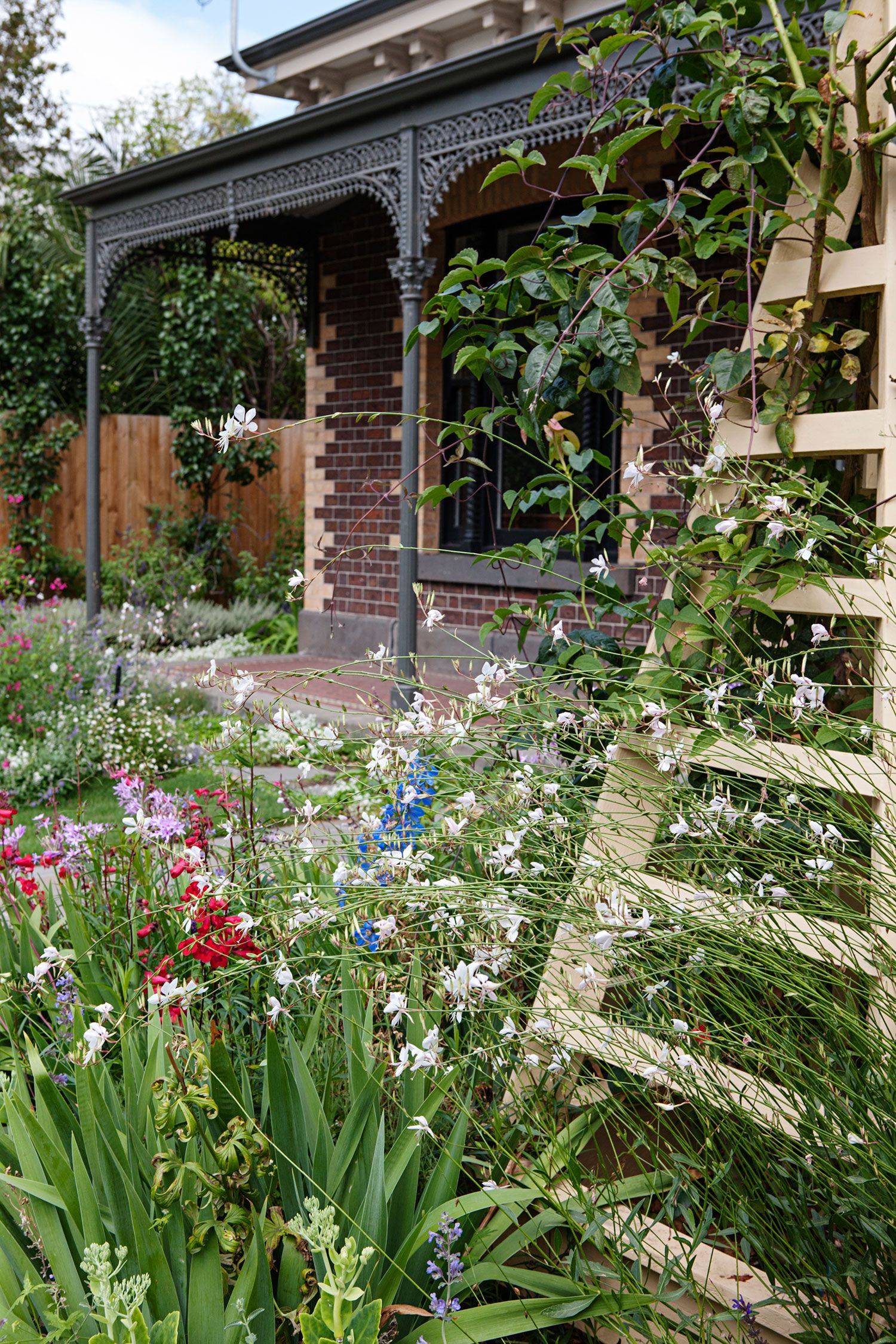 18 Victorian Garden Arches Ideas To Try This Year | SharonSable