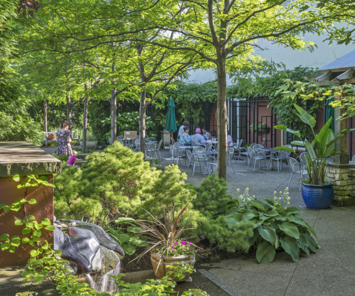 17 Therapeutic Garden Ideas To Try This Year | SharonSable