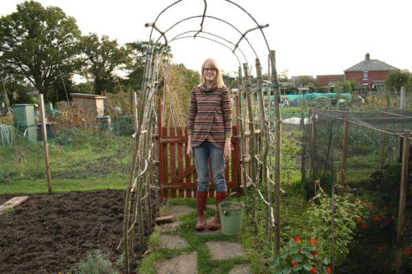 14 Hazel Garden Arch Ideas You Cannot Miss | SharonSable