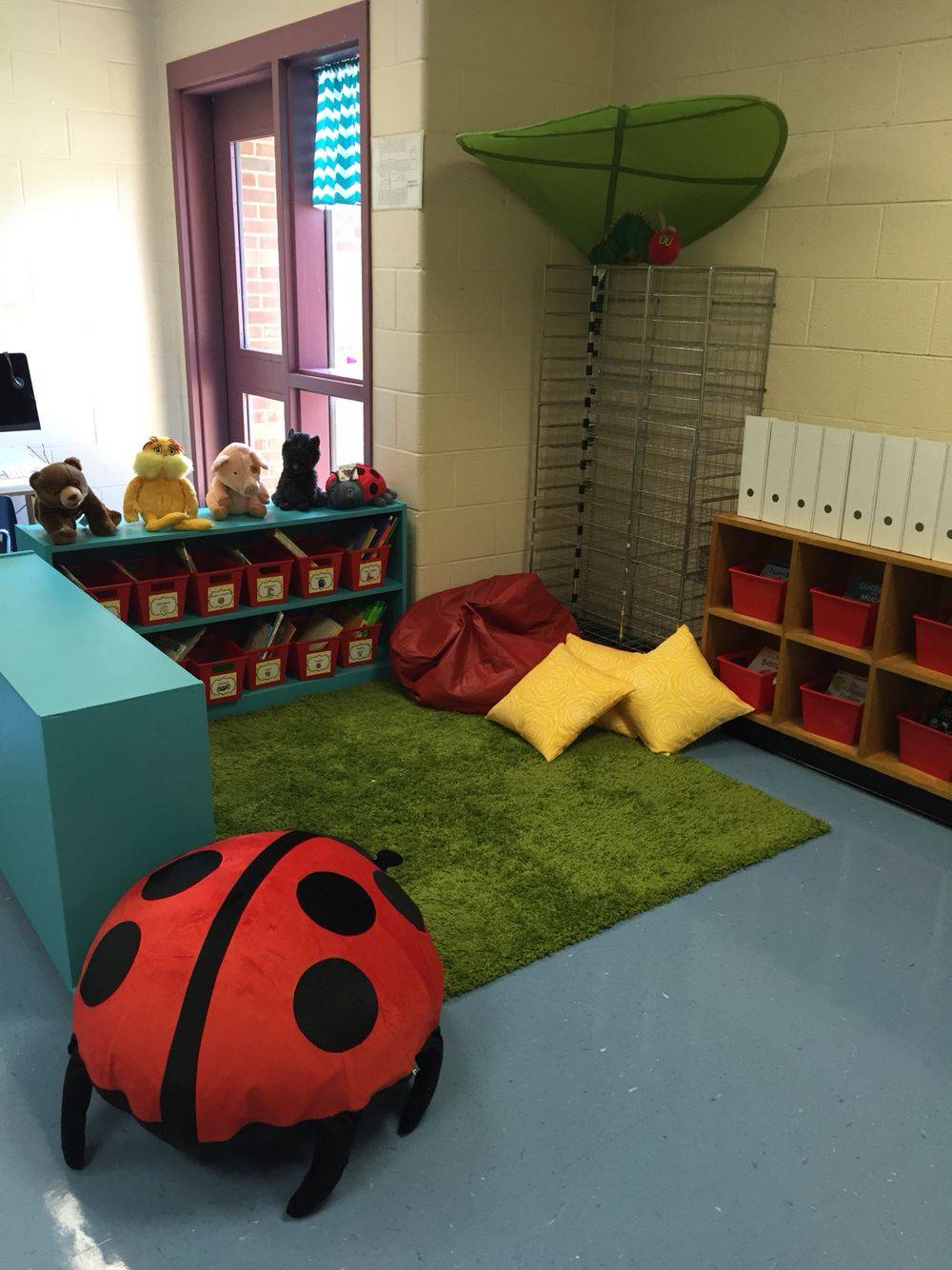 24 Garden Theme Classroom Ideas Worth to Check | SharonSable