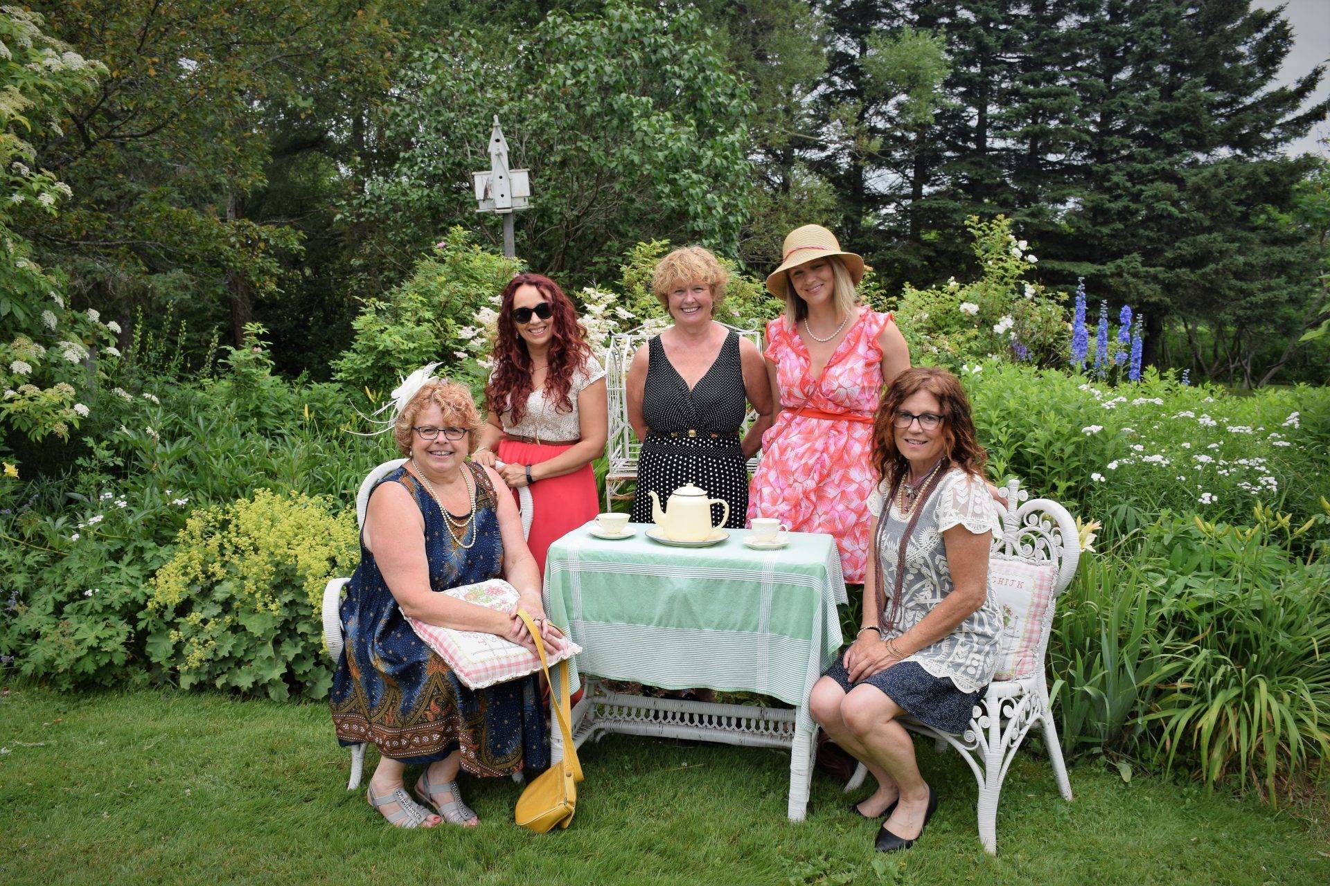 26 Edwardian Garden Party Ideas To Try This Year | SharonSable