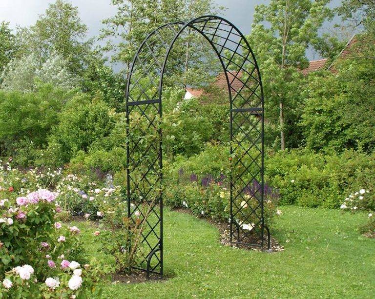 17 Round Metal Garden Arch Ideas You Gonna Love | SharonSable