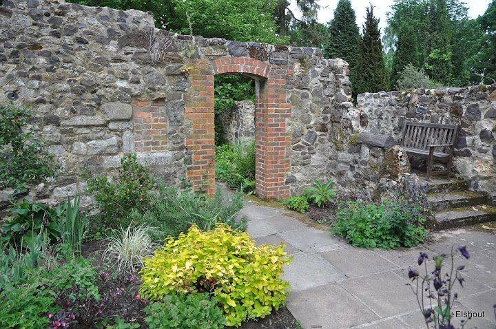 21 Great Comp Garden Ideas You Should Look | SharonSable