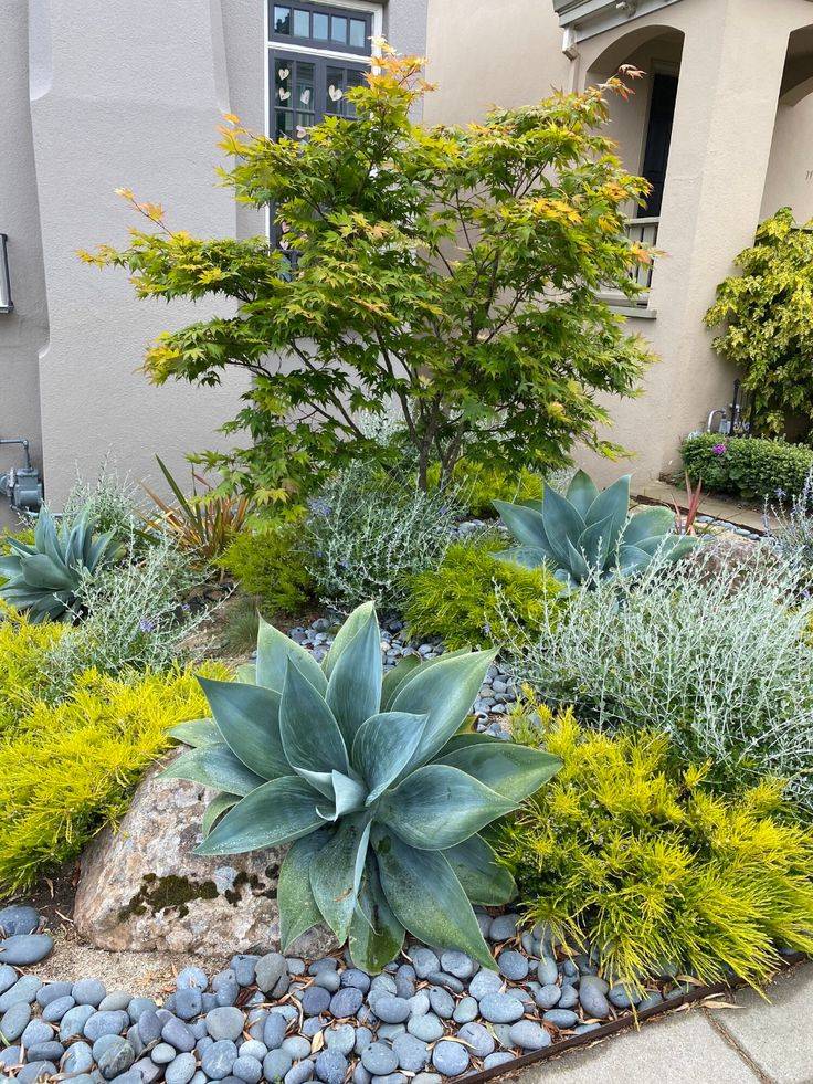 20 Square Root Gardening Ideas To Consider | SharonSable