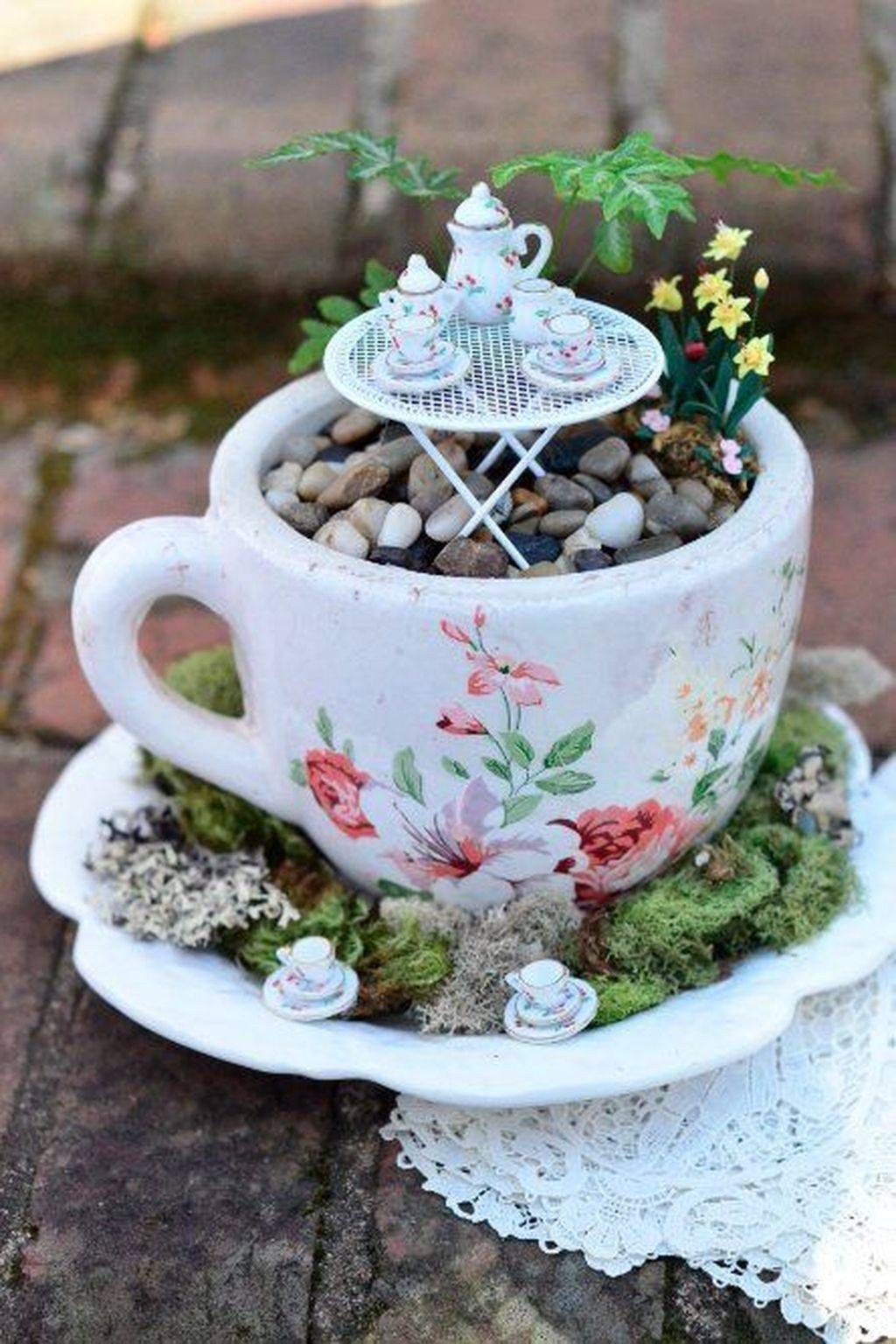 24 Teacup Garden Ideas You Cannot Miss | SharonSable