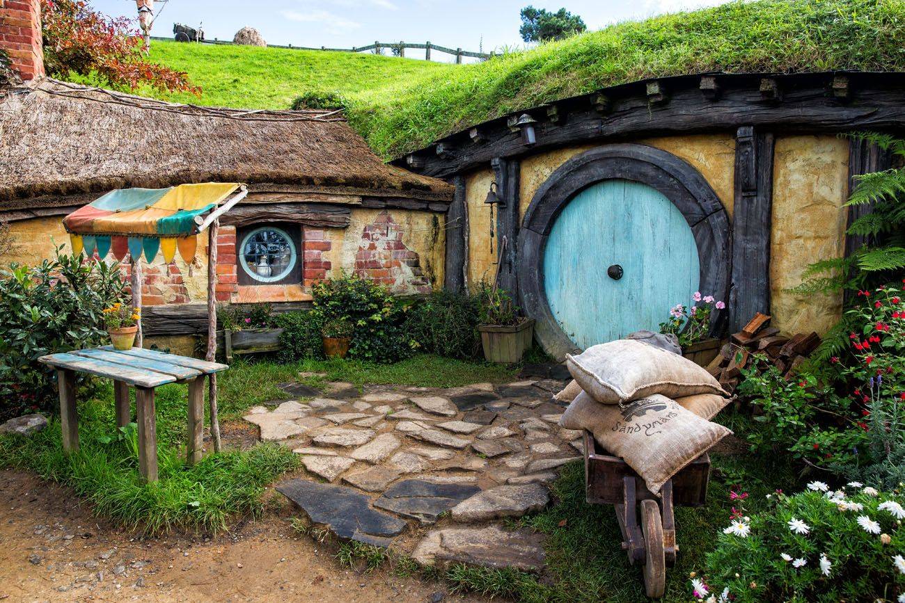 22 Hobbiton Garden Ideas You Must Look | SharonSable